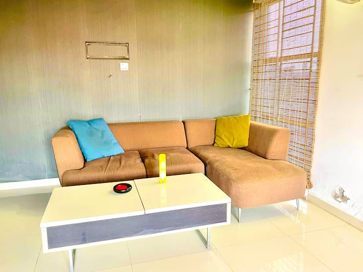 Apartment With An Upper Bed With An Amazing View - Bangladesh