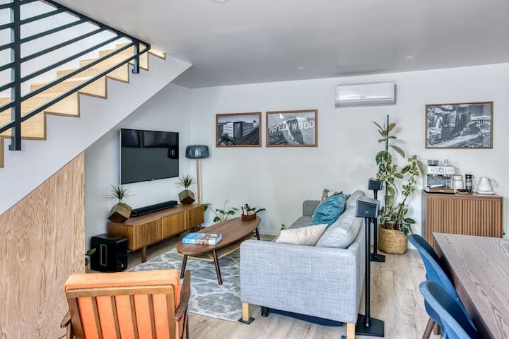 Brand-new Mcm Guesthouse In West Los Angeles - Santa Monica, CA
