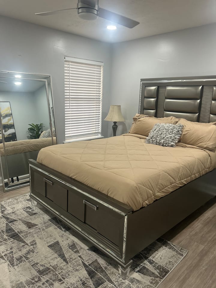 Tiger Retreat - Jackson, MS