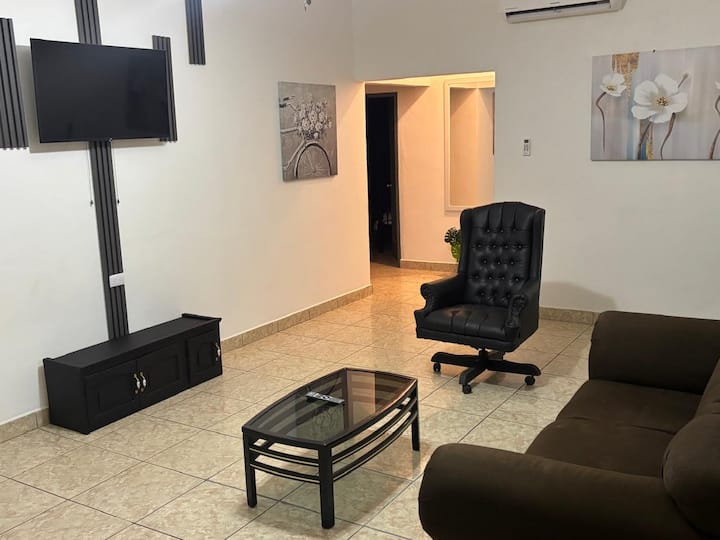 King's Villa Casa Monarca - El Progreso