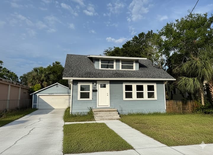 Beautiful Renovated Historic 2br - Rv Parking - Port Orange, FL