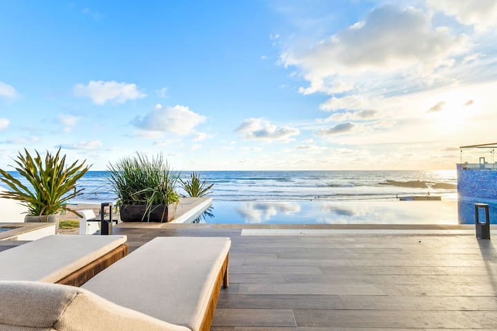 Exclusive Beachfront Penthouse In Mazatlán - Mazatlán