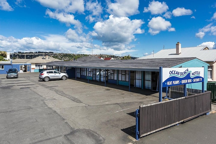 Ocean Beach Hotel - Dunedin