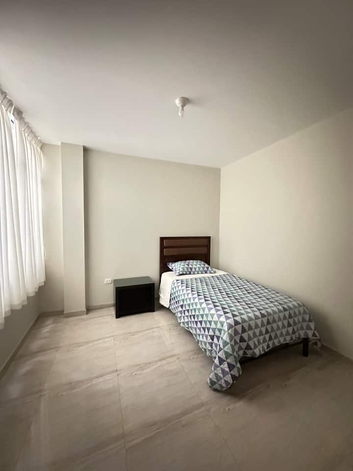 Apartamento En La Mejor Ubicación” - Chimbote
