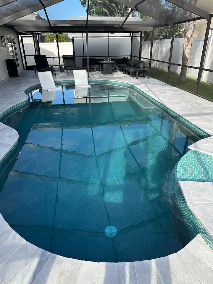 Heated Pool, Mini Golf, 1 Minute From Beach - Tarpon Springs, FL