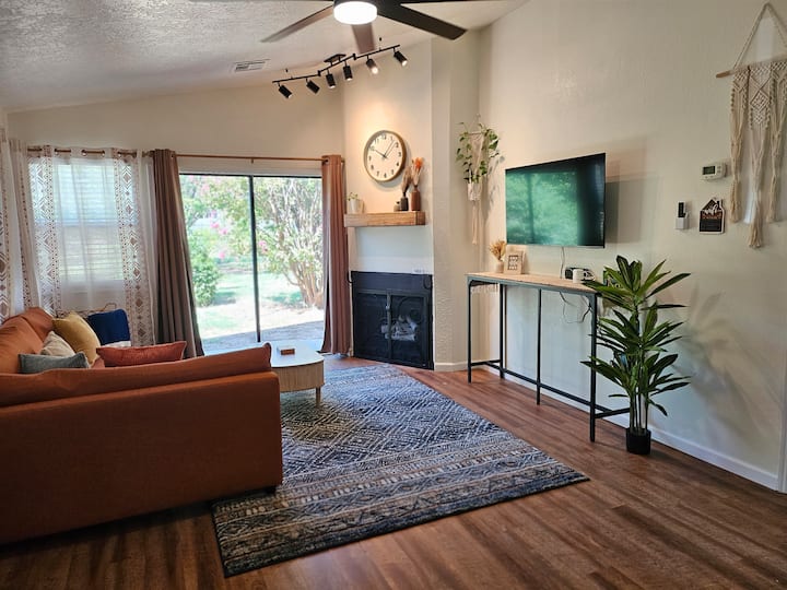 The Wondering Willow - Cozy 2br Condo In Lawton - Lawton, OK