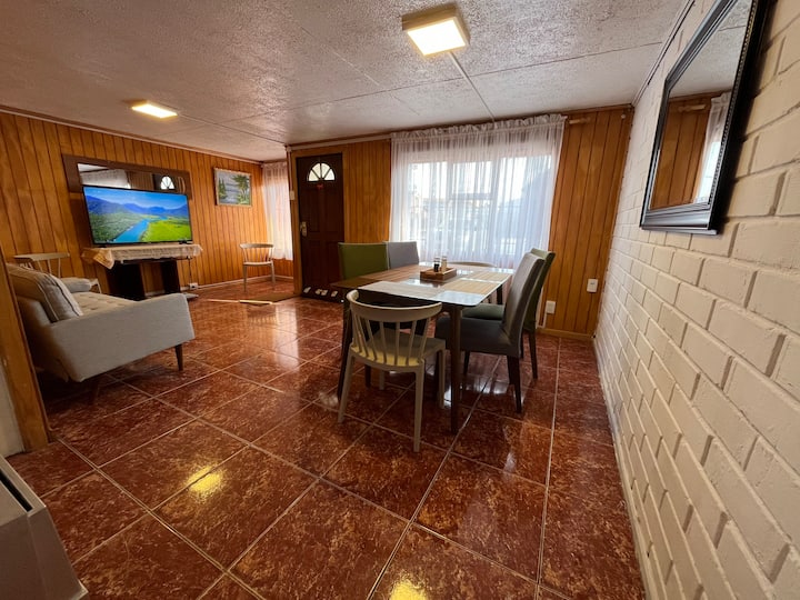 Casa Refugio Austral, Cálida, Cómoda Y Céntrica. - Punta Arenas