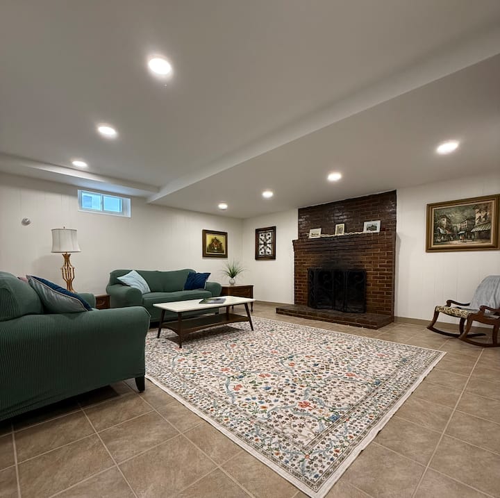 Bright & Cozy 2br • Clean, Comfortable Near Boston - Winthrop, MA