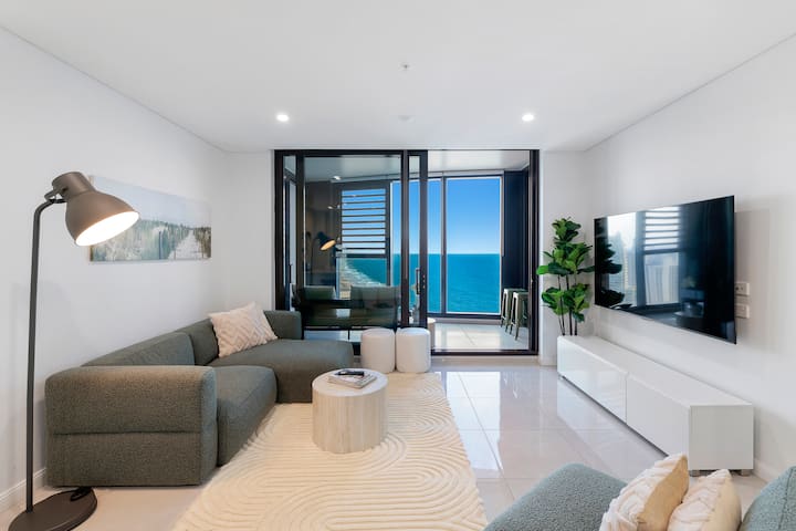 Incredible Views In 2b Luxury Home In Meriton - Surfers Paradise
