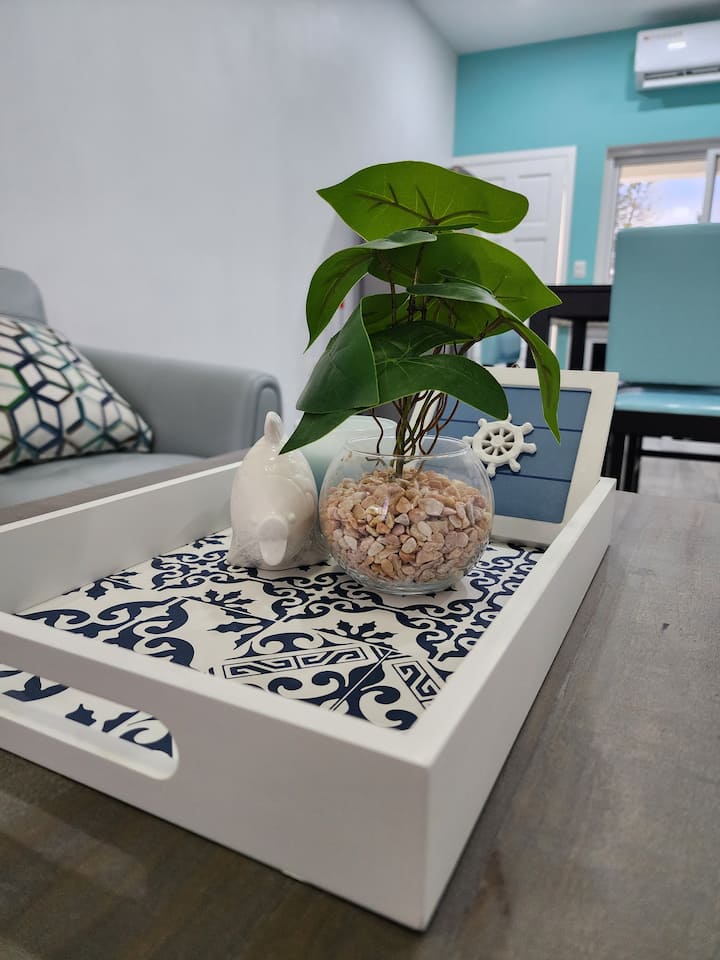 1 Piso Moderno Alojamiento Familiar En Tela - Honduras