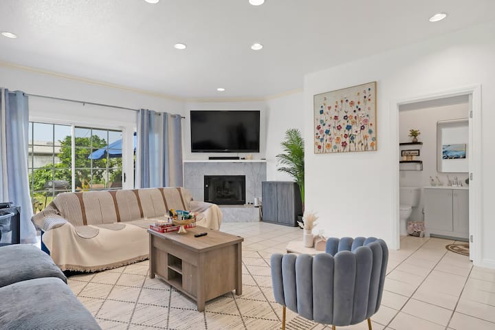 Sunny 2br Retreat | Near Lax & Beaches + Bbq Patio - Torrance, CA
