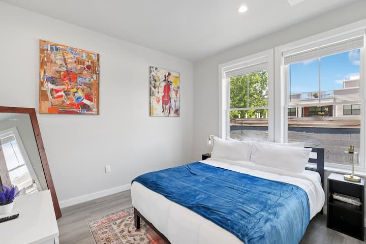 Refreshing 1 Bed 1 Bath Apt C 921 - Richmond, VA