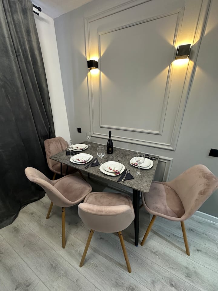 Renovat Si Utilat Modern - Ungheni