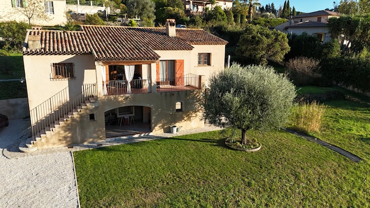 Villa Provençale A Vence - Vence