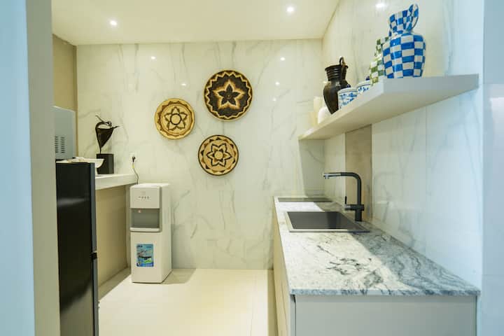 New! 3br Villa, Central Seminyak, Walk To Beach - Seminyak