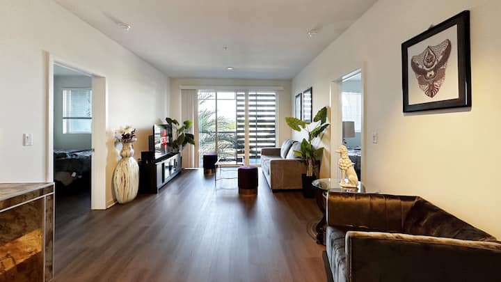 2 Bedroom + 2 Bathroom In Marina Del Rey - Santa Monica, CA