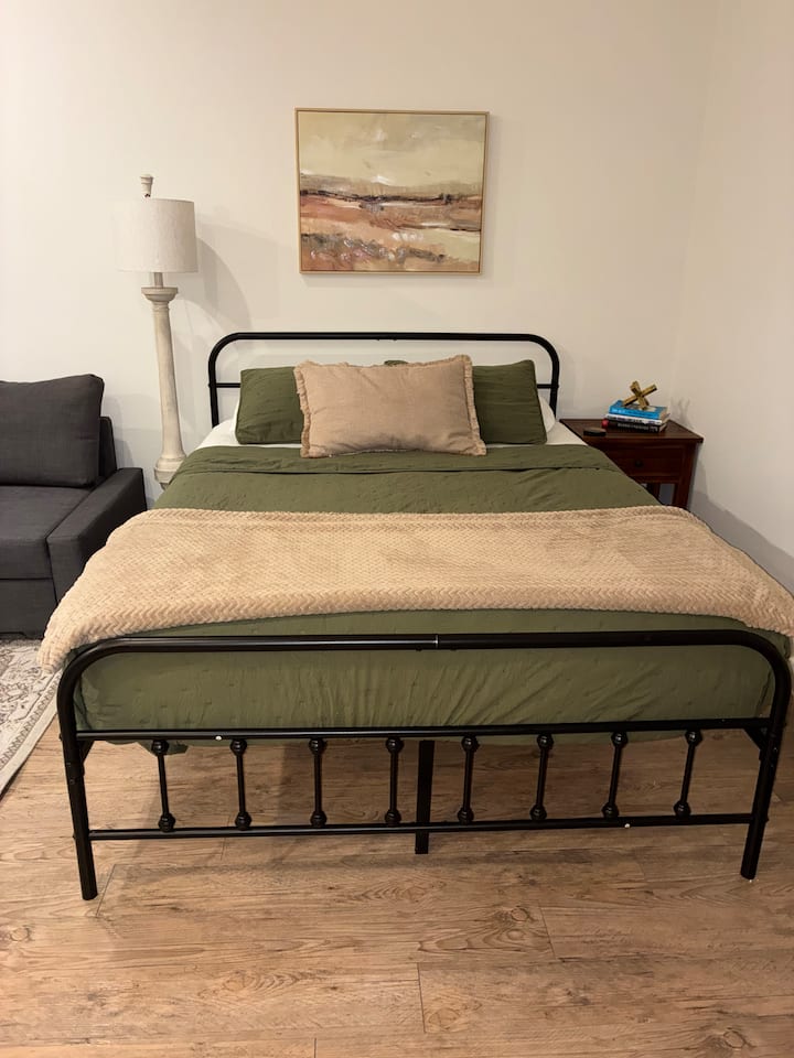 Serene Studio Near Downtown, Deep Ellum & Lwr Grnv - Main Street District - Dallas