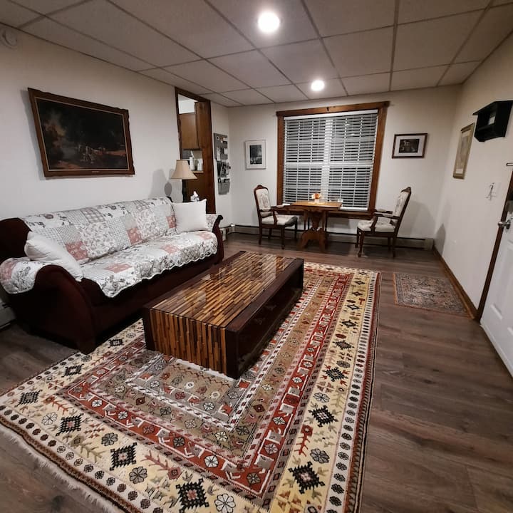 "Cheerful-duplex" Perfect For Extended Stays - Harpers Ferry, WV