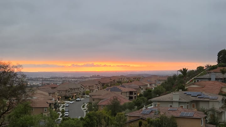 Bright&spacious 2br Condo,20 Min To Beach & Disney - Lake Forest, CA