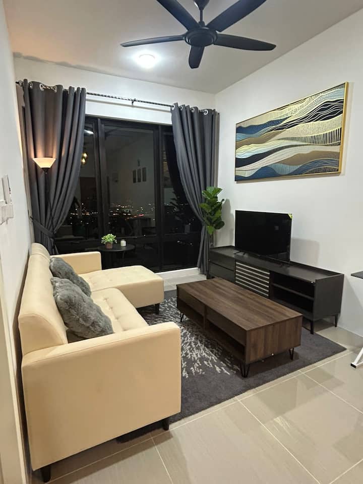 Cozy 1br Retreat With Weekly Cleaning - Bintulu