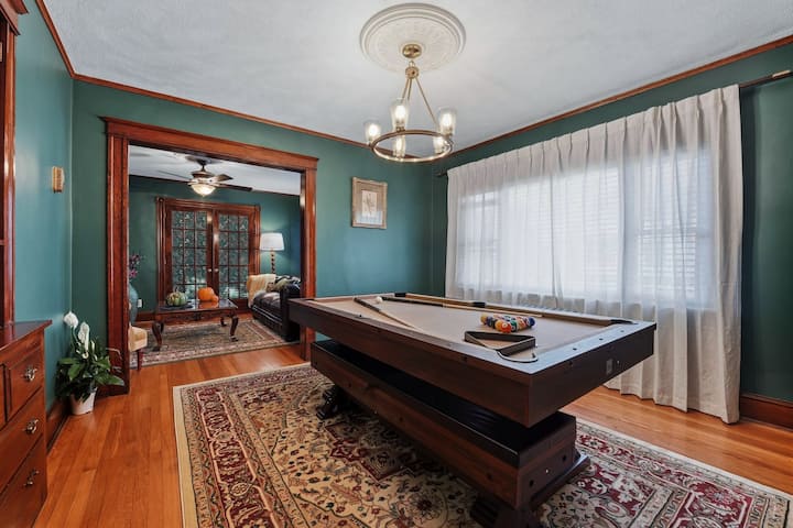 The Enchanted Willow ~ A Cozy Boston Escape 3bdr - Boston, MA