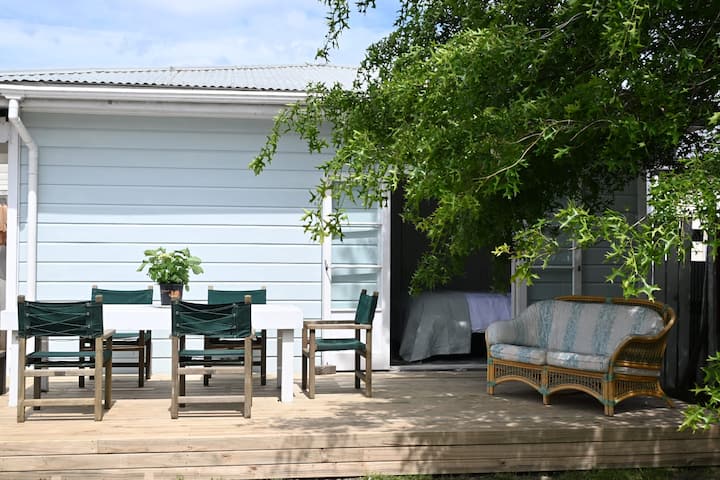 So Central - Yet So Quiet! - 