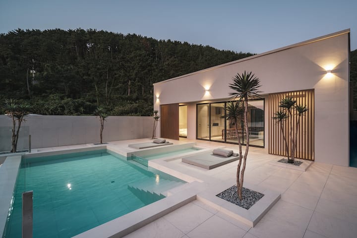 아르휴103 - 거제시