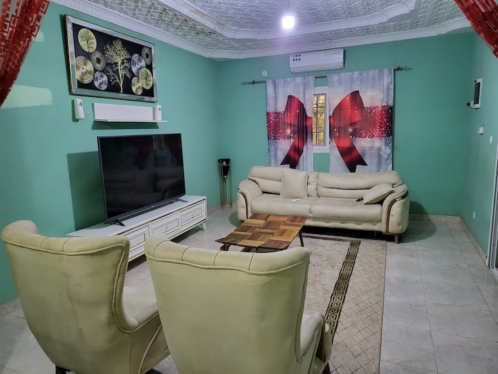 Tish Home Away From Home. - Guinea-Bissau