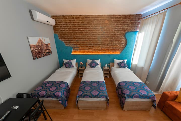 Family-friendly Connected Apts Near Istiklal Av. - İstanbul