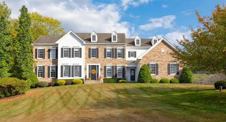 Hudson Valley Escape • Pool, Spa, Gym, Playroom - Fahnestock State Park, Carmel Hamlet