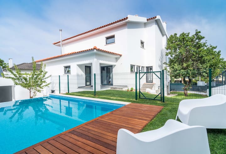 Casa Em Cascais. Your Perfect Holiday Home - Estoril