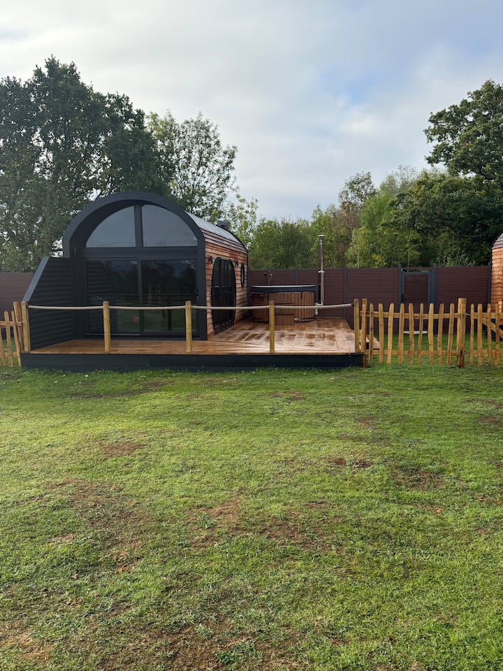 Luxury Tiny Home Next To Belfry Golf Course. - Sutton Coldfield
