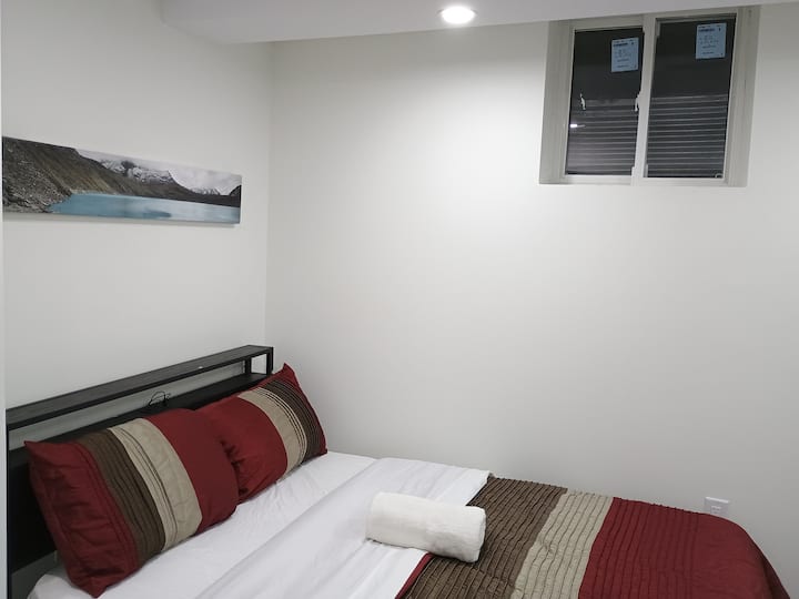 #B_privateroom_close_uoit/coll. - Oshawa