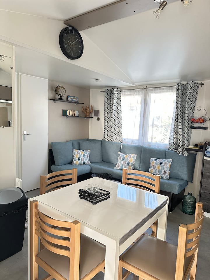 Mobilhome 6 Places Dans Camping 4* à Frejus - Fréjus