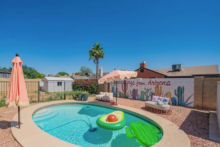 Glendale 3br | Ultimate Pool Game Room | Bbq - Glendale, AZ