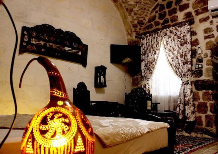 Mardin Antik ŞEhirde Taş Konakta ÖZel Mutfaklı Oda - Mardin