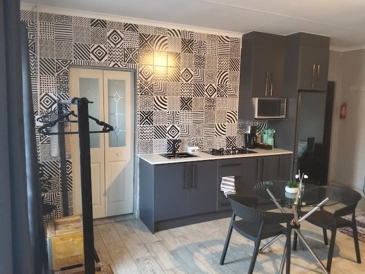 Infinity Piece At Centurion - Centurion