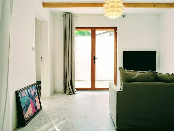 Studio De Jardin 35m² – Entièrement Rénové - Auray