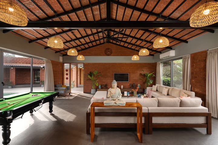 8-bedroom Earthy Pet Friendly Retreat In Karjat - Karjat