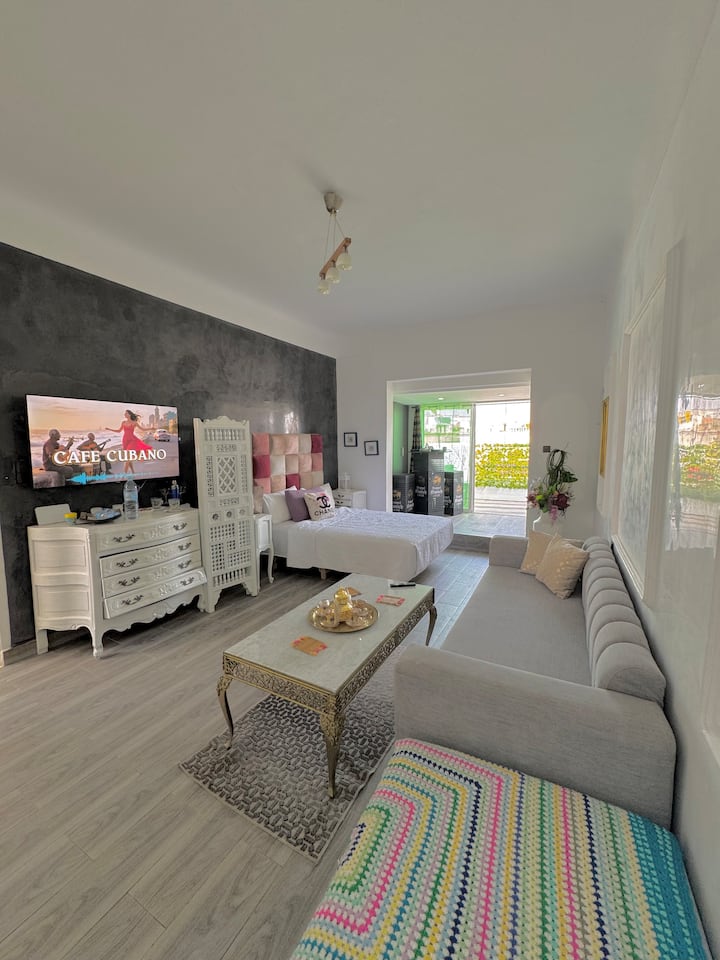 Studio Stylé Avec Terrasse – à Rabat - Rabat