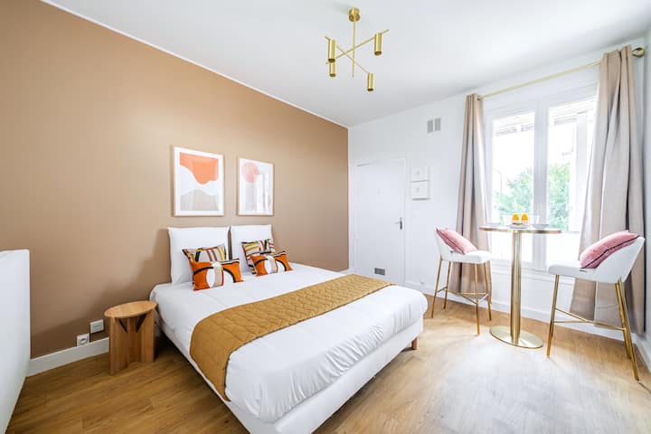 Studio Banlieue Parisienne Issy-les-moulineaux - V - Issy-les-Moulineaux