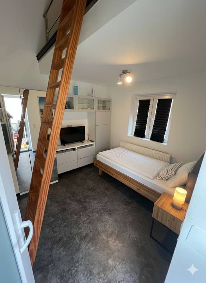 2 Bedrooms Apartment In Kelsterbach ~ Cozy - Frankfurt