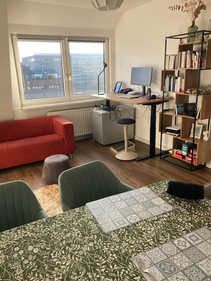 Helles Zimmer In Zentraler Lage Hamburgs - Hamburg