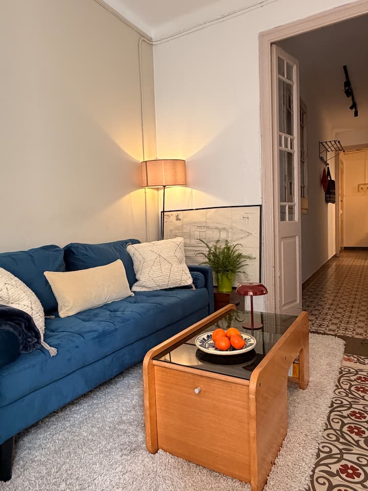 Bright 3 Bedroom Apartment - Central Barcelona - Barcelone