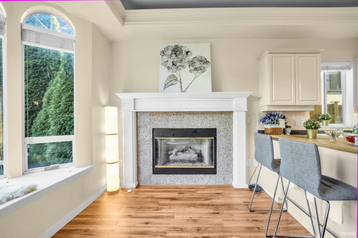 Charming 2br Home I Central Vancouver - Vancouver