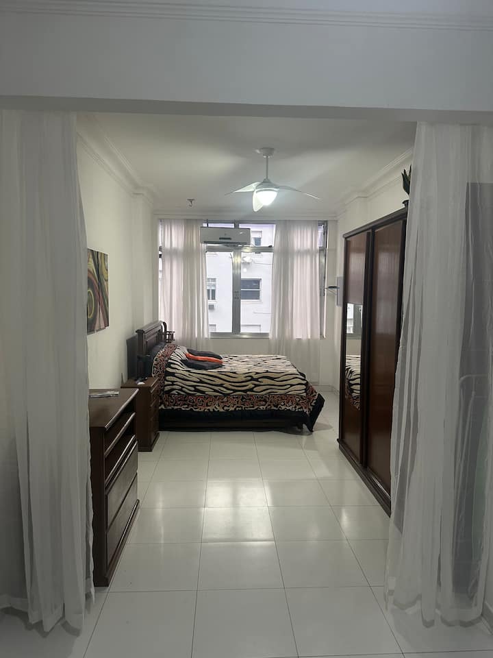 Posto 6 Quadra Da Praia Copacabana. - Ipanema