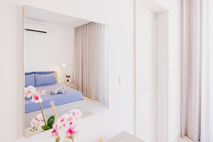 Stylish Sea-view Penthouse In The Heart Of Sliema - Malta