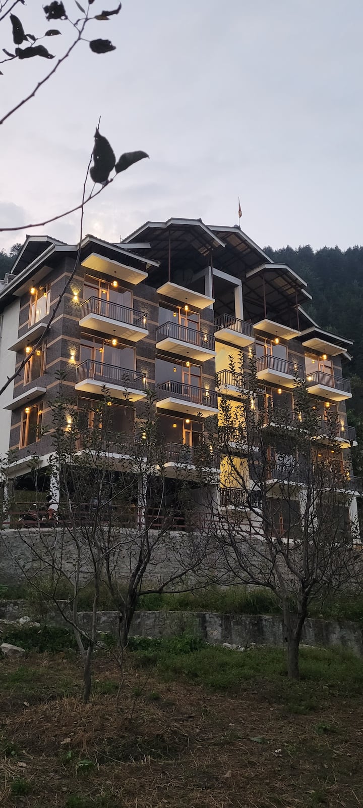 Doghari Stays - Casa De Paradiso - Manali