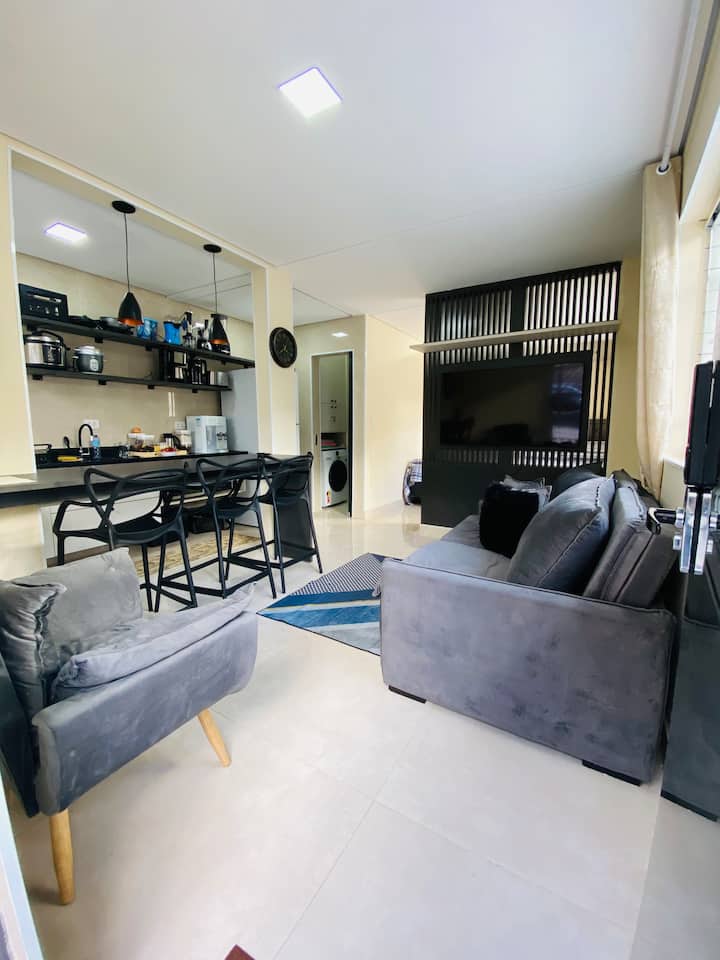 Studio Moderno Com Ar E Churrasqueira - Praia Grande