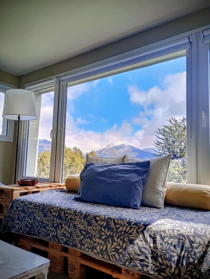 Amplio Y Luminoso Estudio Mirando A Los Cerros - Chili